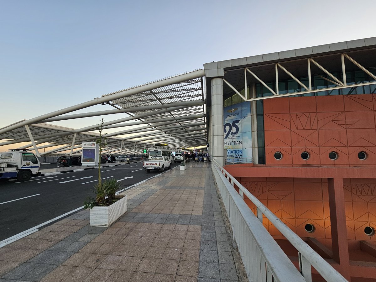 Umsteigen am Flughafen Kairo CAI – Meine Erfahrung