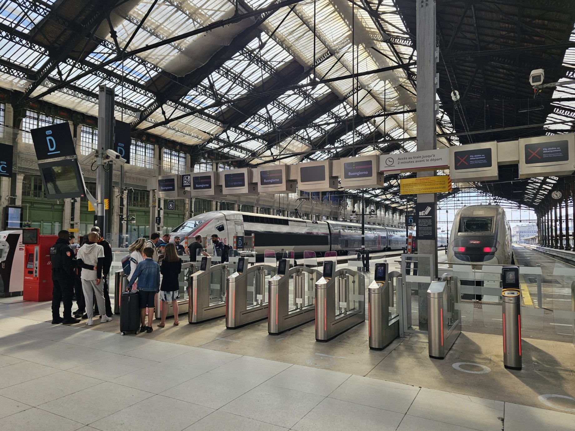 Anreise mit dem Zug nach Paris - Fahrplan & Tickets