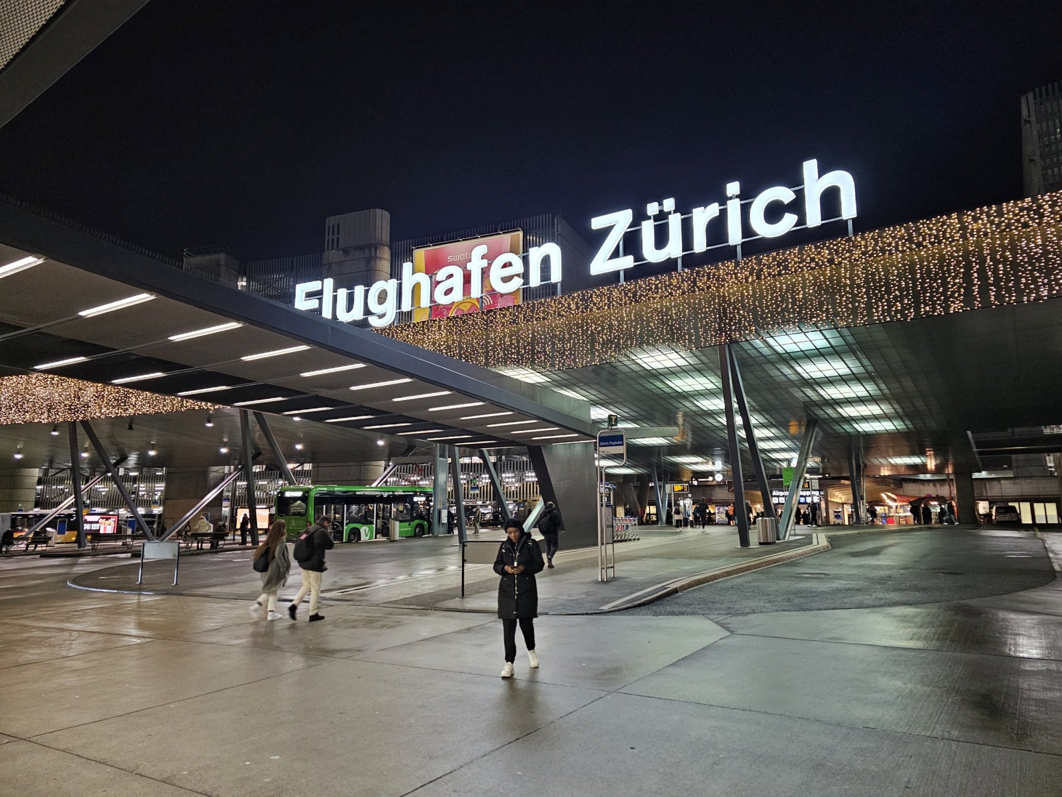 Umsteigen und Terminals am Flughafen Zürich (ZRH)